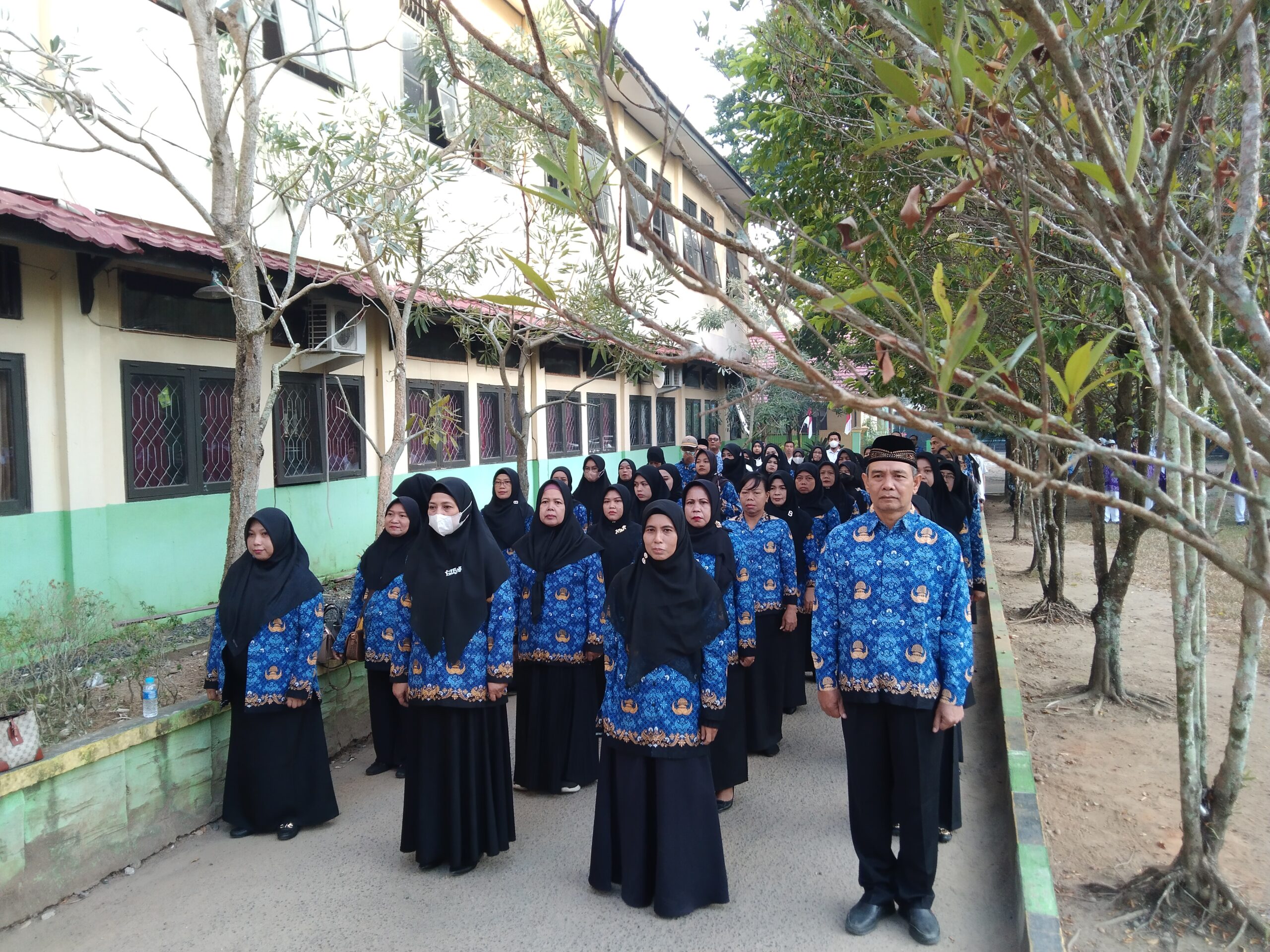 Semarak Peringatan HUT RI ke-78: SMA Negeri 2 Banjarbaru Memukau dengan ...